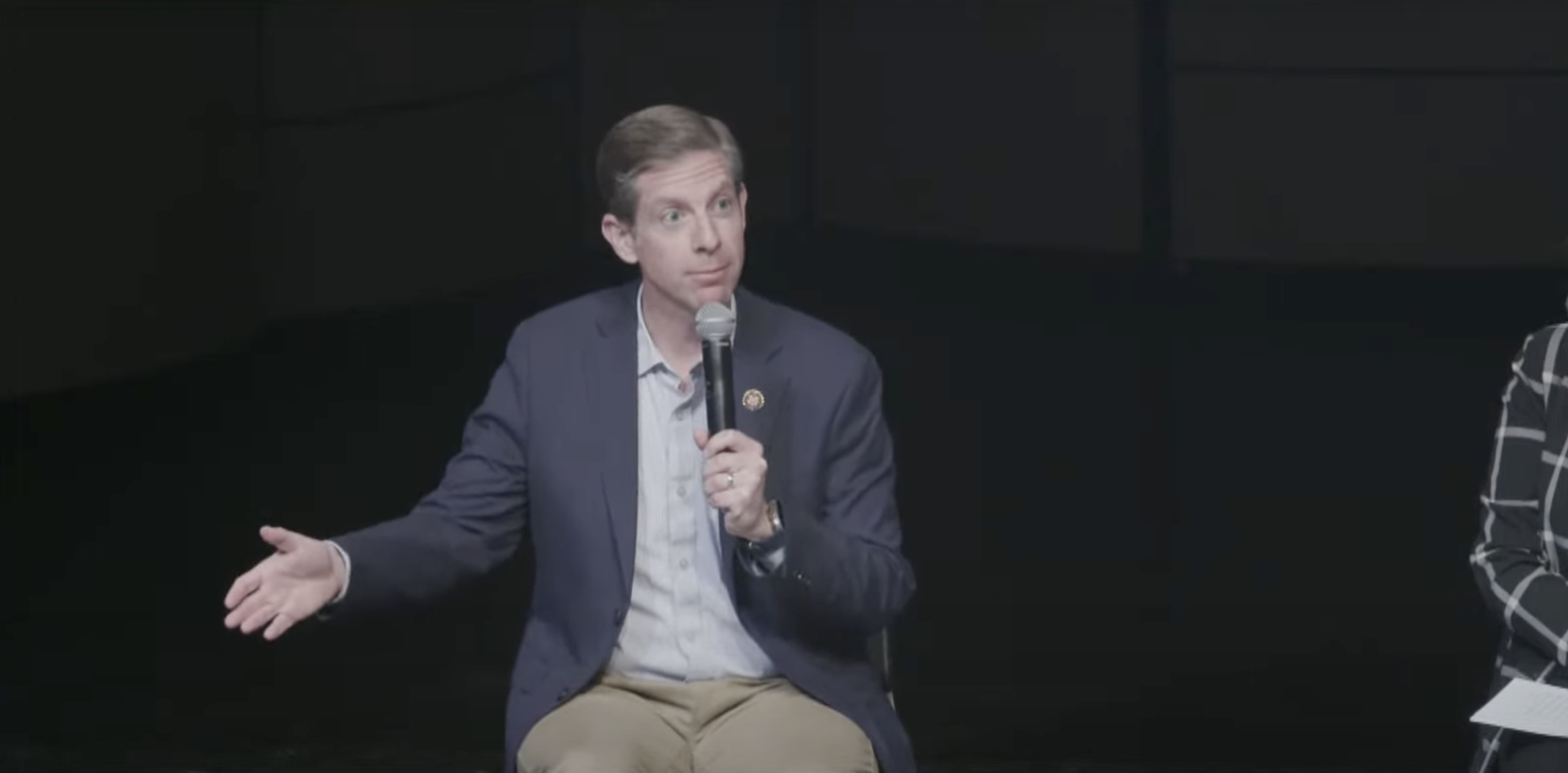Rep. Mike Levin Holds Town Hall to Discuss Action Plan Against Fed Cuts
