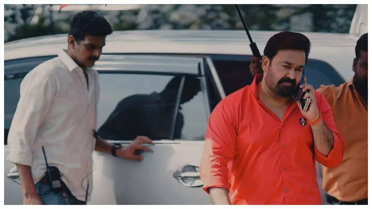 It’s a wrap for Mohanlal and Sathyan Anthikad’s ‘Hridayapoorvam’ first ...