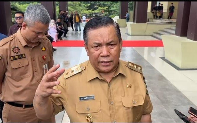 APBD Riau Defisit Rp 3,5 Triliun, Gubernur Pusing, Wagub: Tak Perlu ... APBD Riau Defisit Rp 3,5 Triliun, Gubernur Pusing, Wagub: Tak Perlu ...
