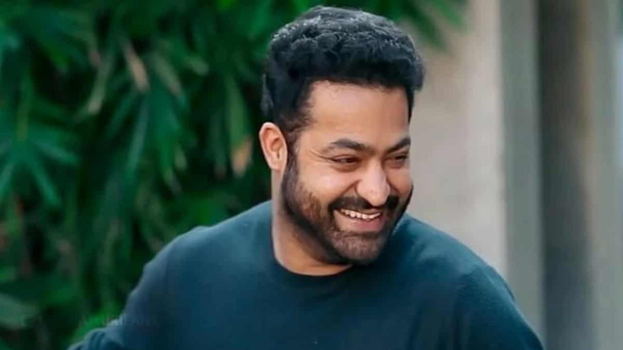 Jr NTR makes a stylish airport appearance as he gears for 'War 2'