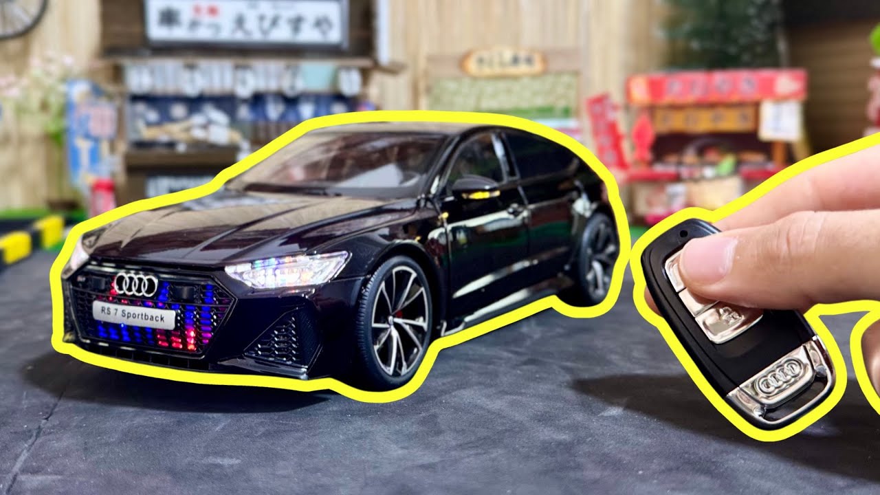 Very Realistic Perfect Diecast Model Car of Audi RS7 in 1:18 Scale