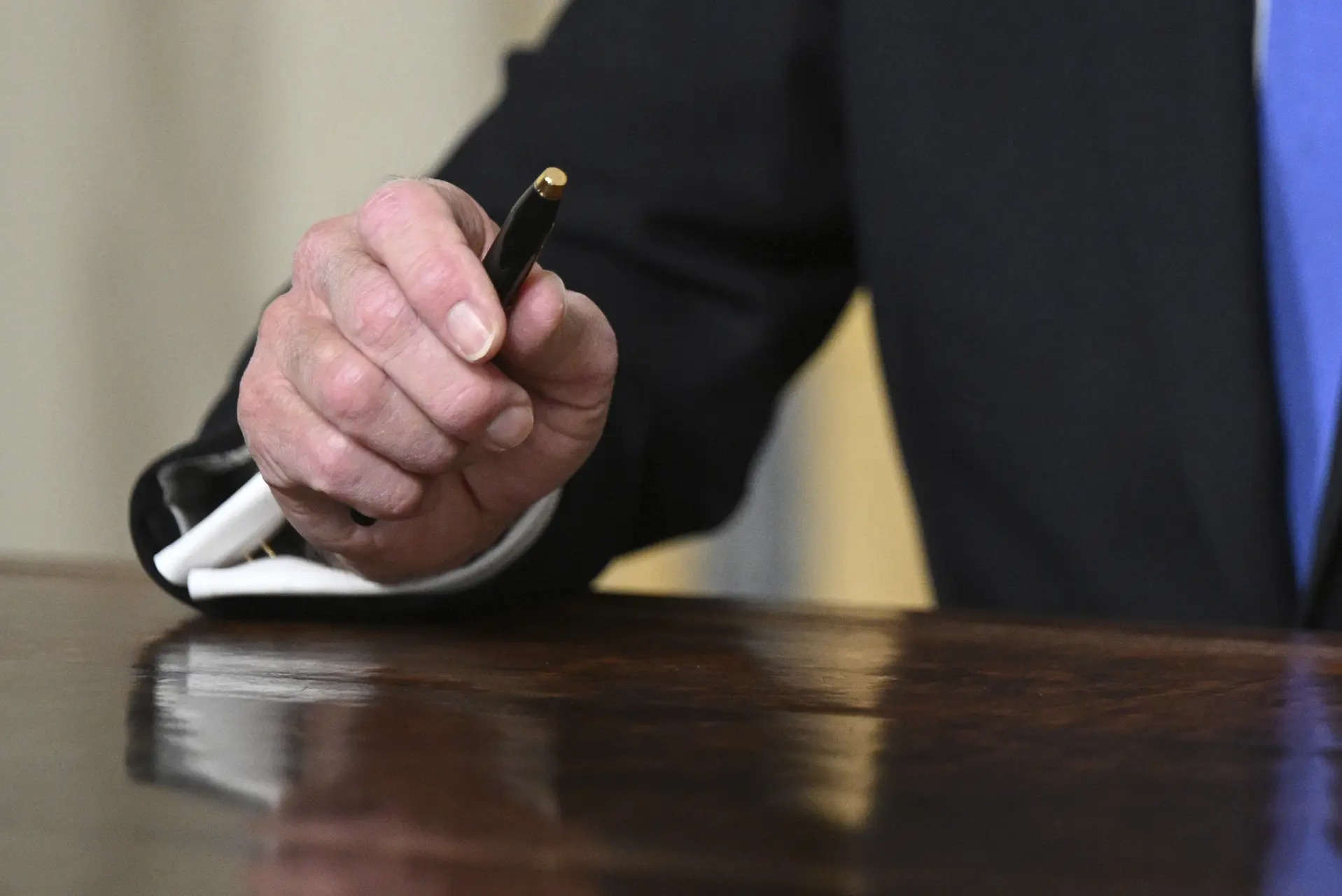 What is an autopen that former US president Joe Biden allegedly used to ...