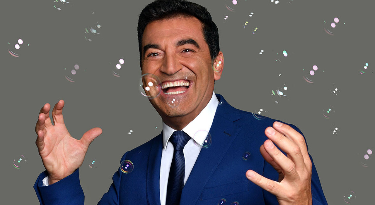 Max Giusti: «Mio figlio ascolta Emis Killa e Tony Effe, torno sul palco ...