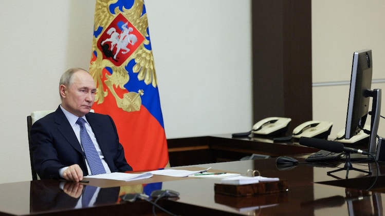 Russia demands 'ironclad security guarantees' in peace talks with Ukraine