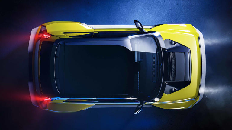 Official: the new R5 Turbo gets 536bhp, a massive 3,540lb ft, and a rally handbrake