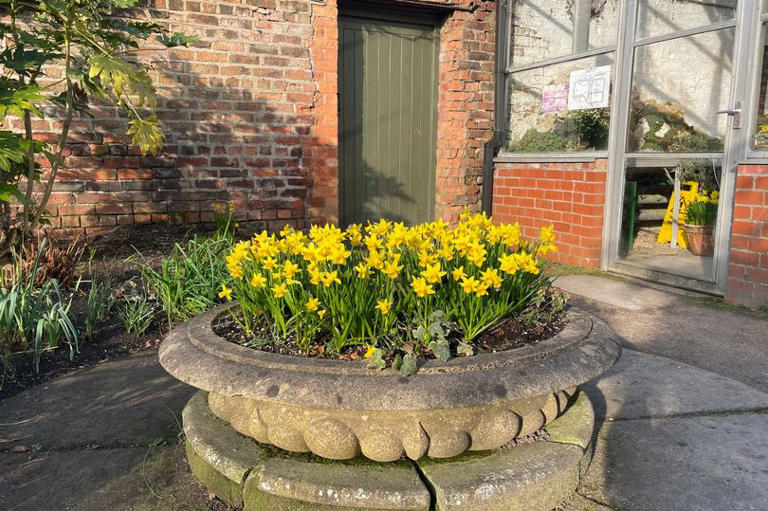 9 filming locations in Todmorden and Cornholme and the TV shows that ...