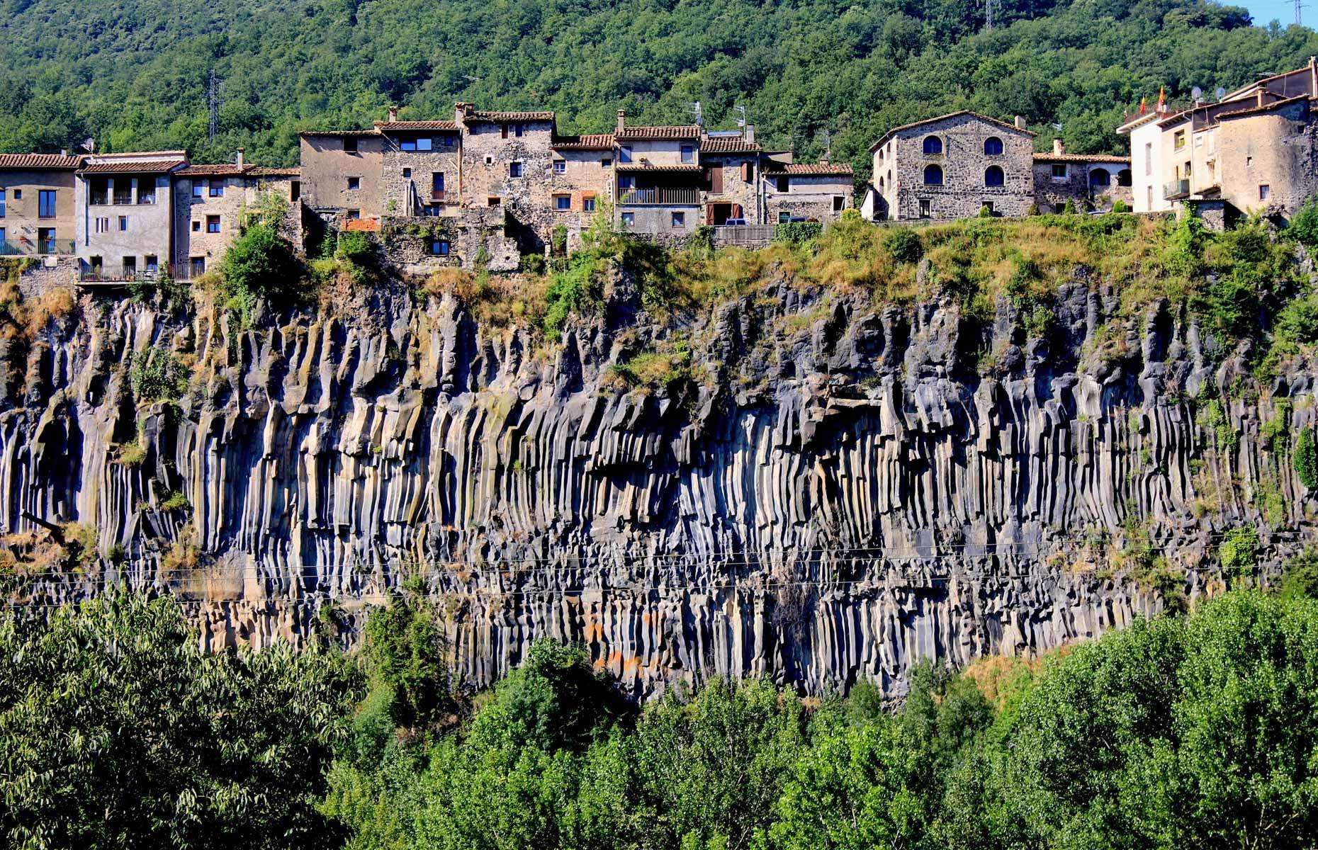 The places you need to AVOID if you’re scared of heights