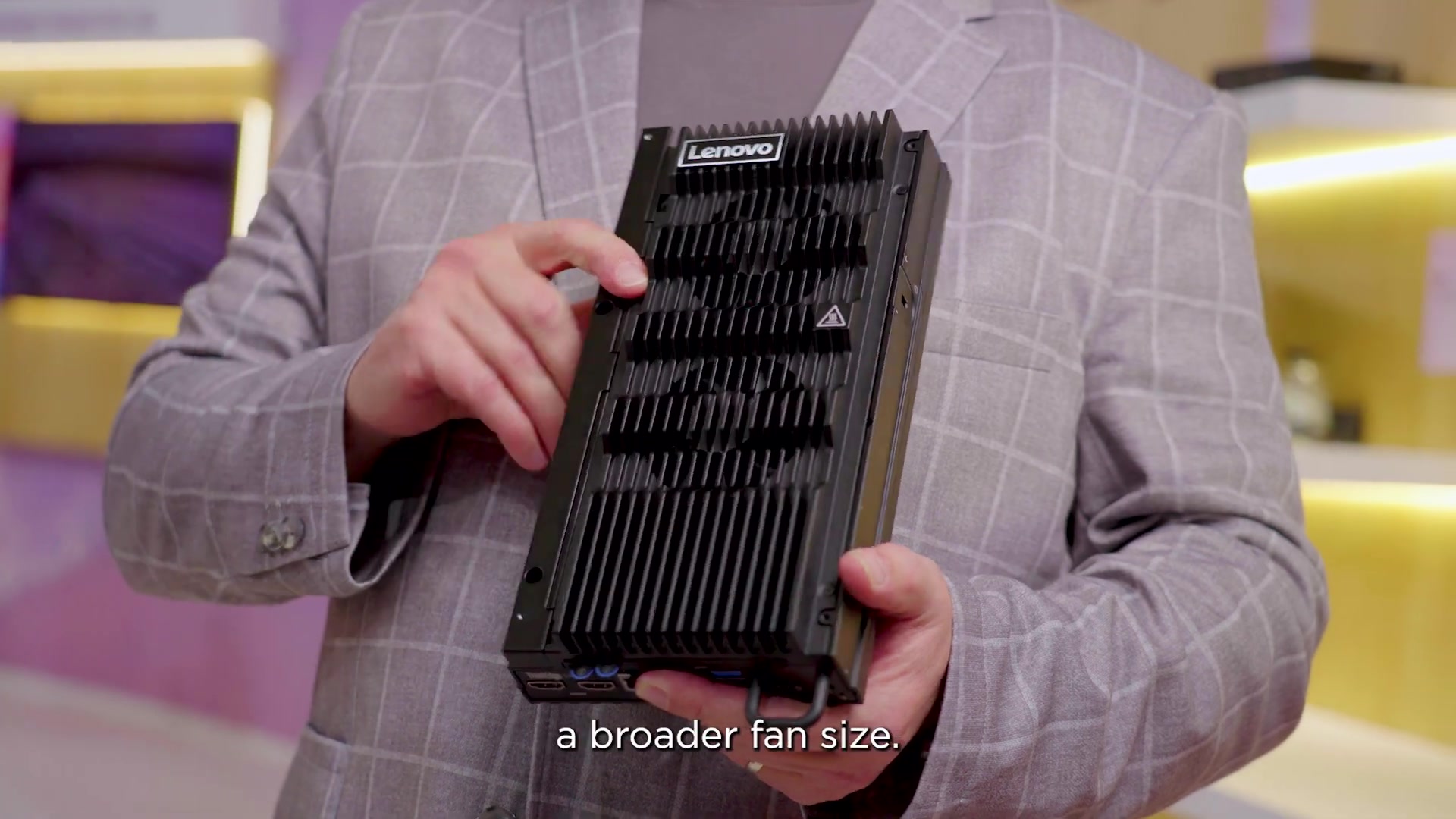 Introducing the Lenovo ThinkEdge SE100 at MWC 2025