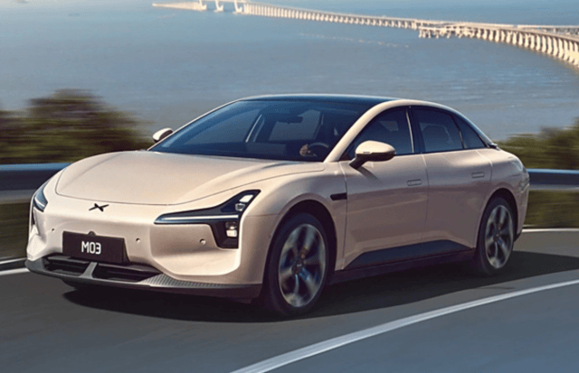 零跑B01谍照抢先看！6月上市搭激光雷达，能否挑战小鹏MONA M03？