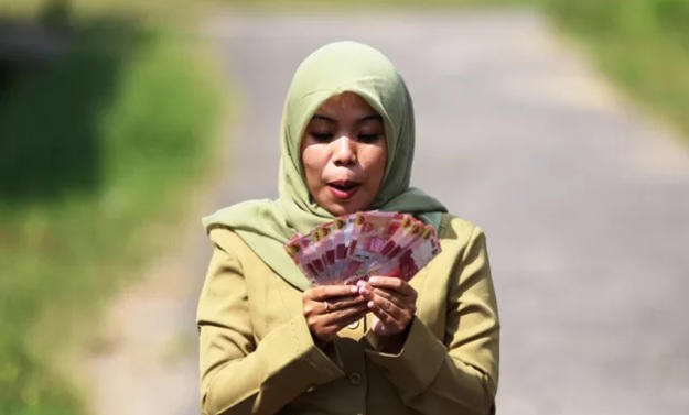KABAR GEMBIRA! THR untuk PNS, PPPK, Pensiunan, Hakim, dan TNI/Polri ... KABAR GEMBIRA! THR untuk PNS, PPPK, Pensiunan, Hakim, dan TNI/Polri ...