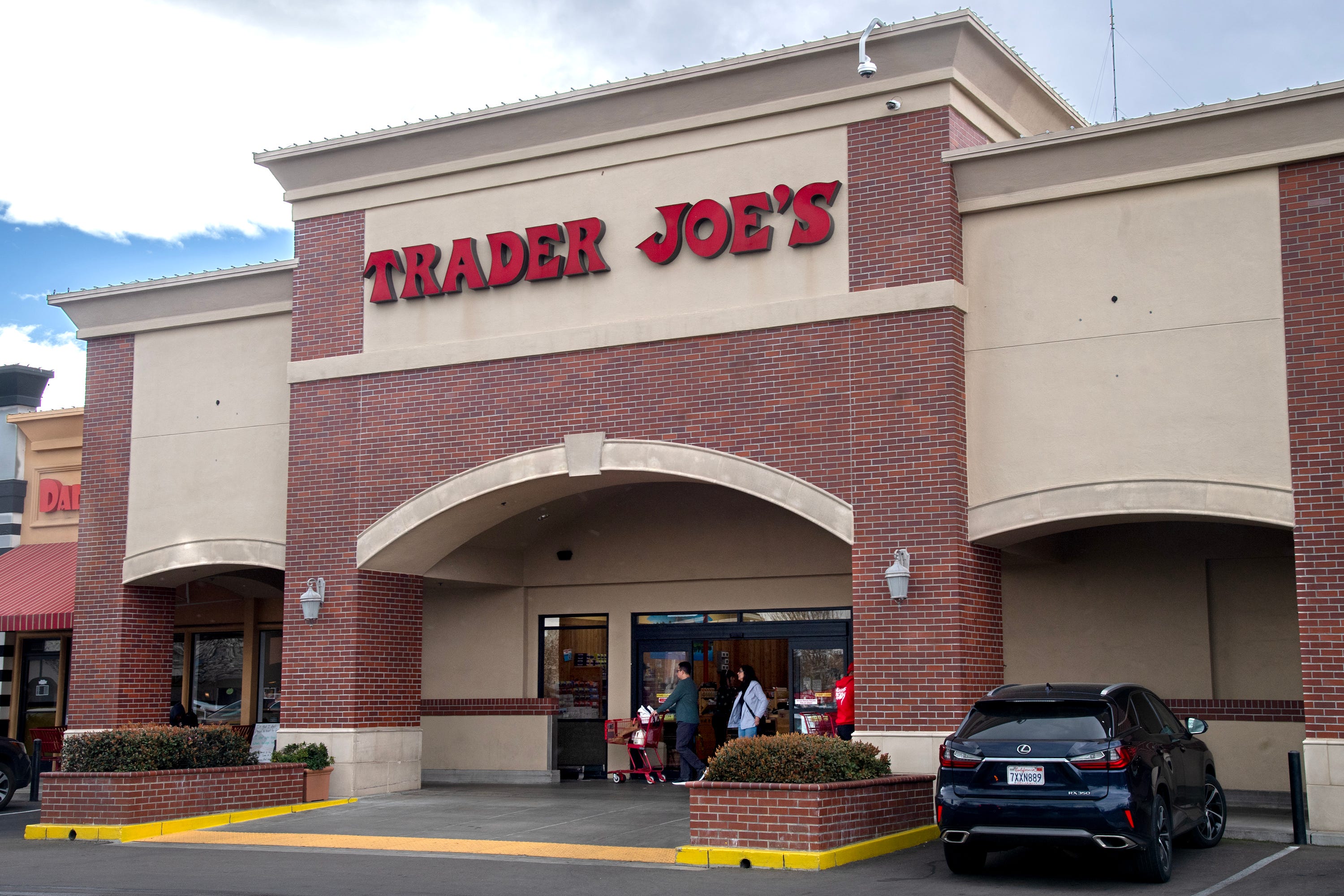 'Coming soon': Trader Joe's set to open new location in Southern California