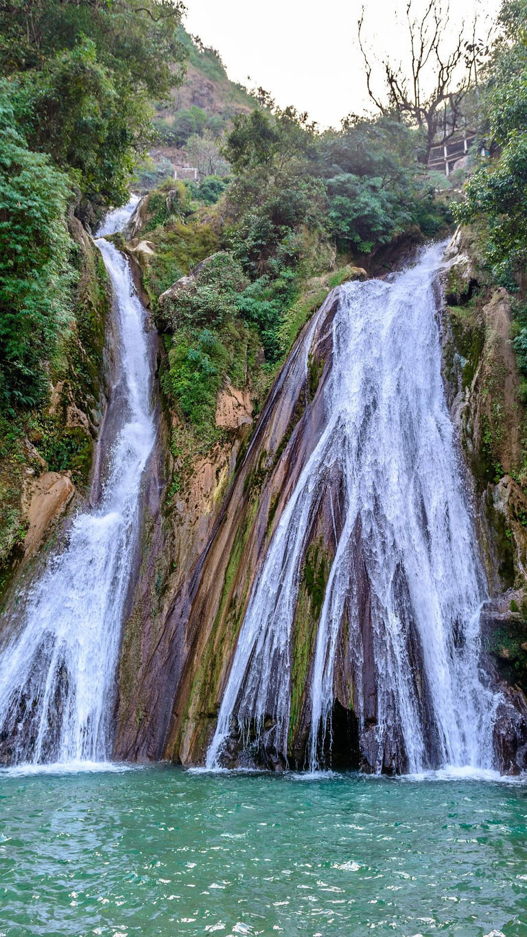Travel: 7 Enchanting Waterfalls To Explore In Uttarakhand
