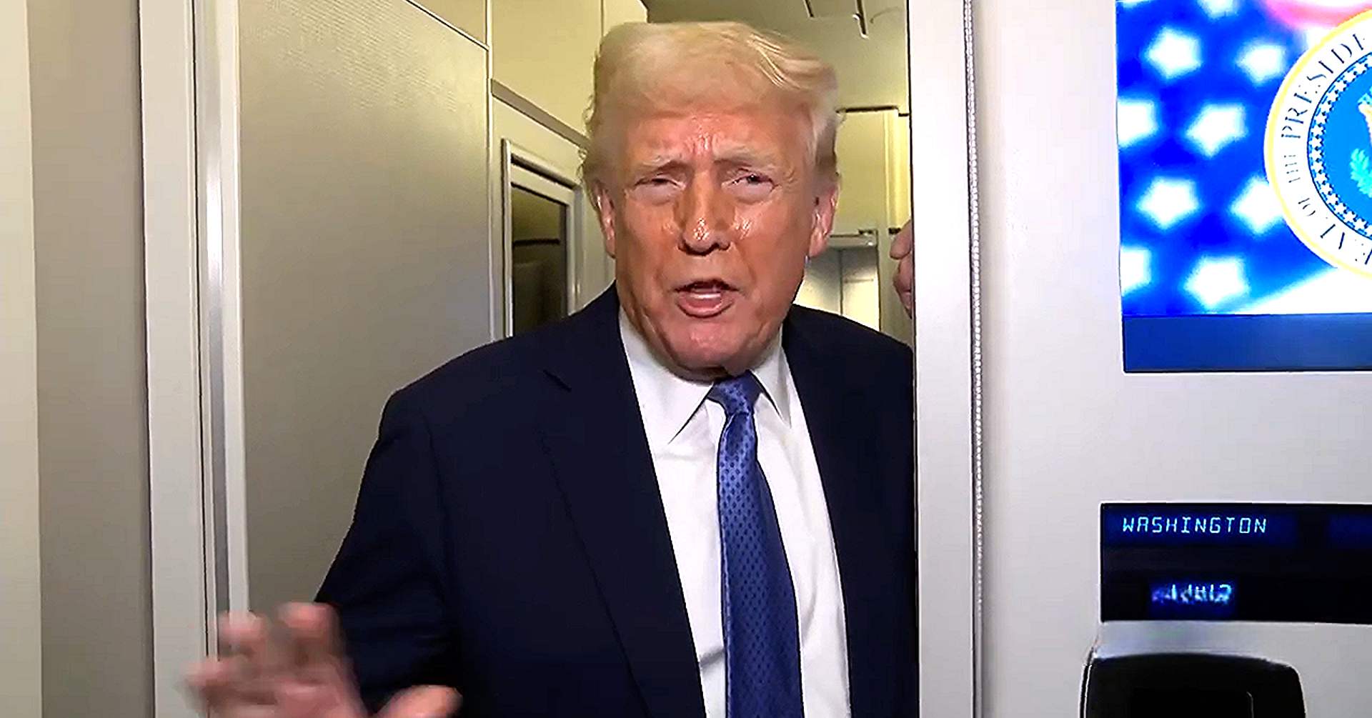 Trump Dismisses Bombshell War Plans Leak as a ‘Glitch,’ Goes to Bat for ...