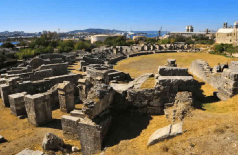 Archaeologists discover Roman-era twin babies face-to-face burial