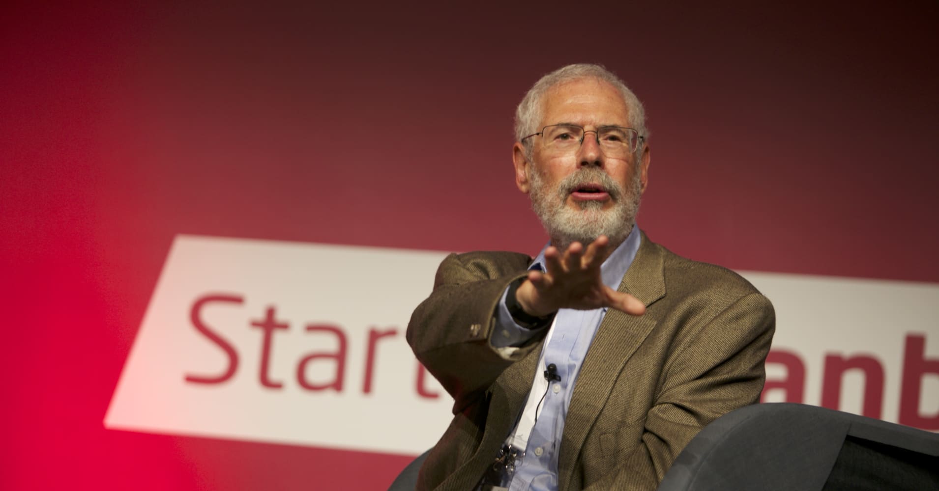 Stanford professor who co-founded 4 startups: How to use AI as a 'force ...