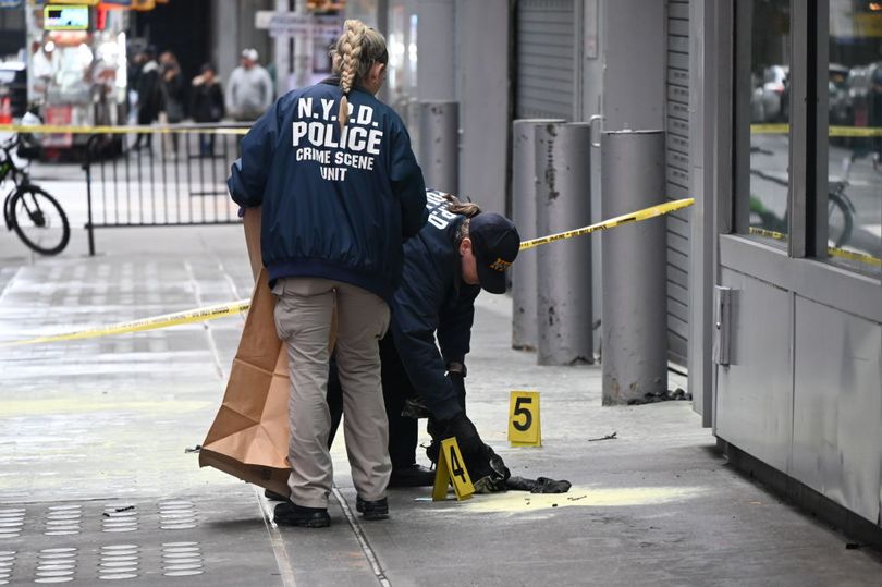Police searching for suspect who set man on fire in New York's Times Square