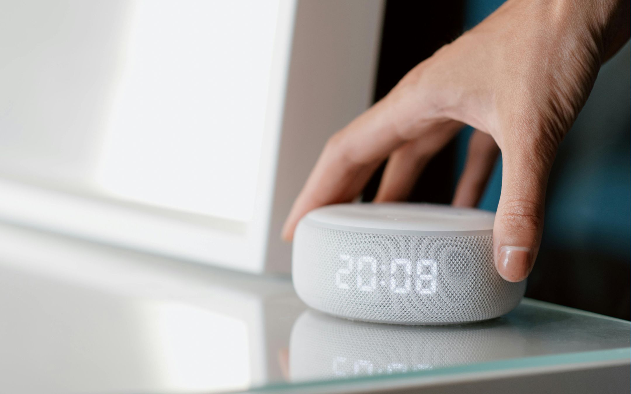 Amazon modifica Alexa: stop all’elaborazione locale, rischi privacy