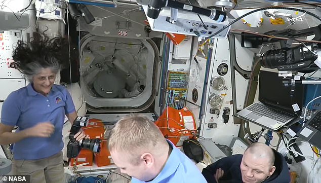 SpaceX crew docks at International Space Station