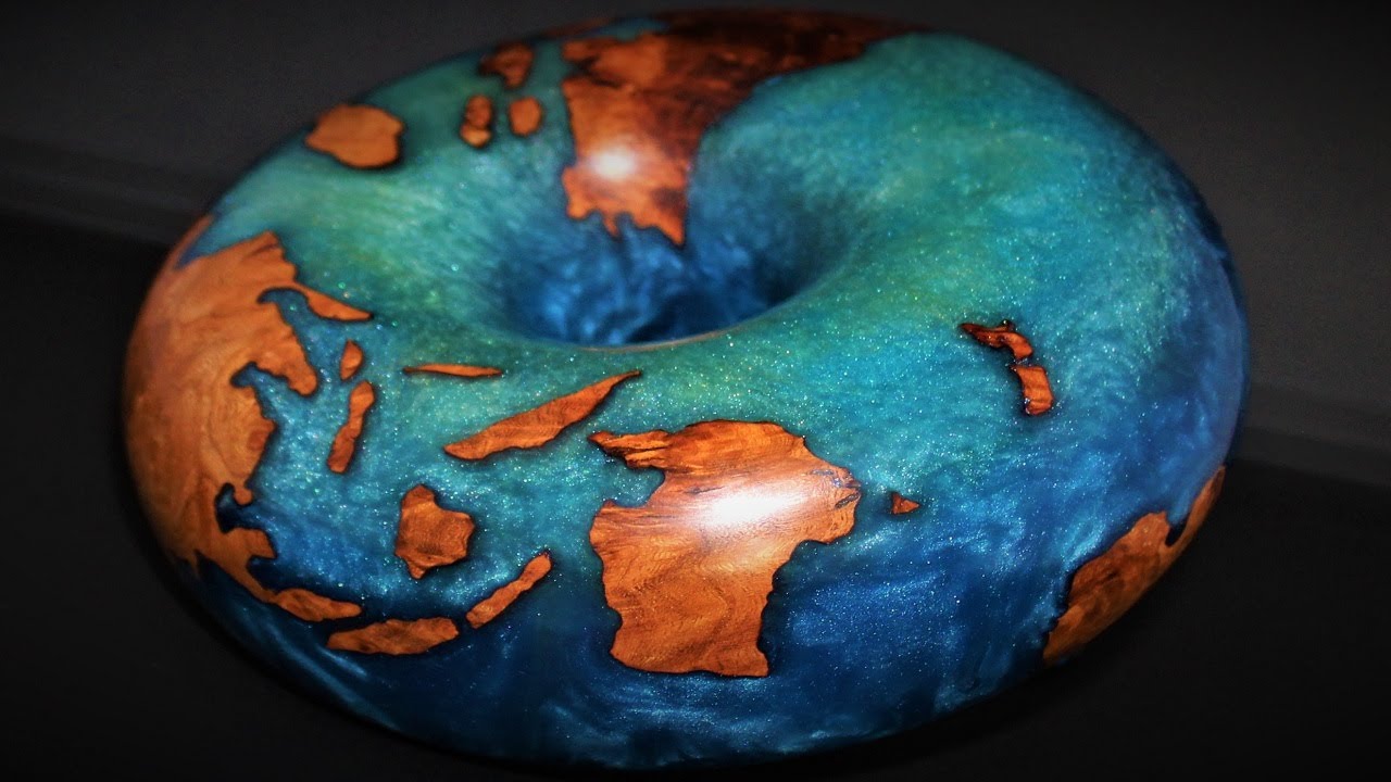 This man tried to make a bowl but instead made something different