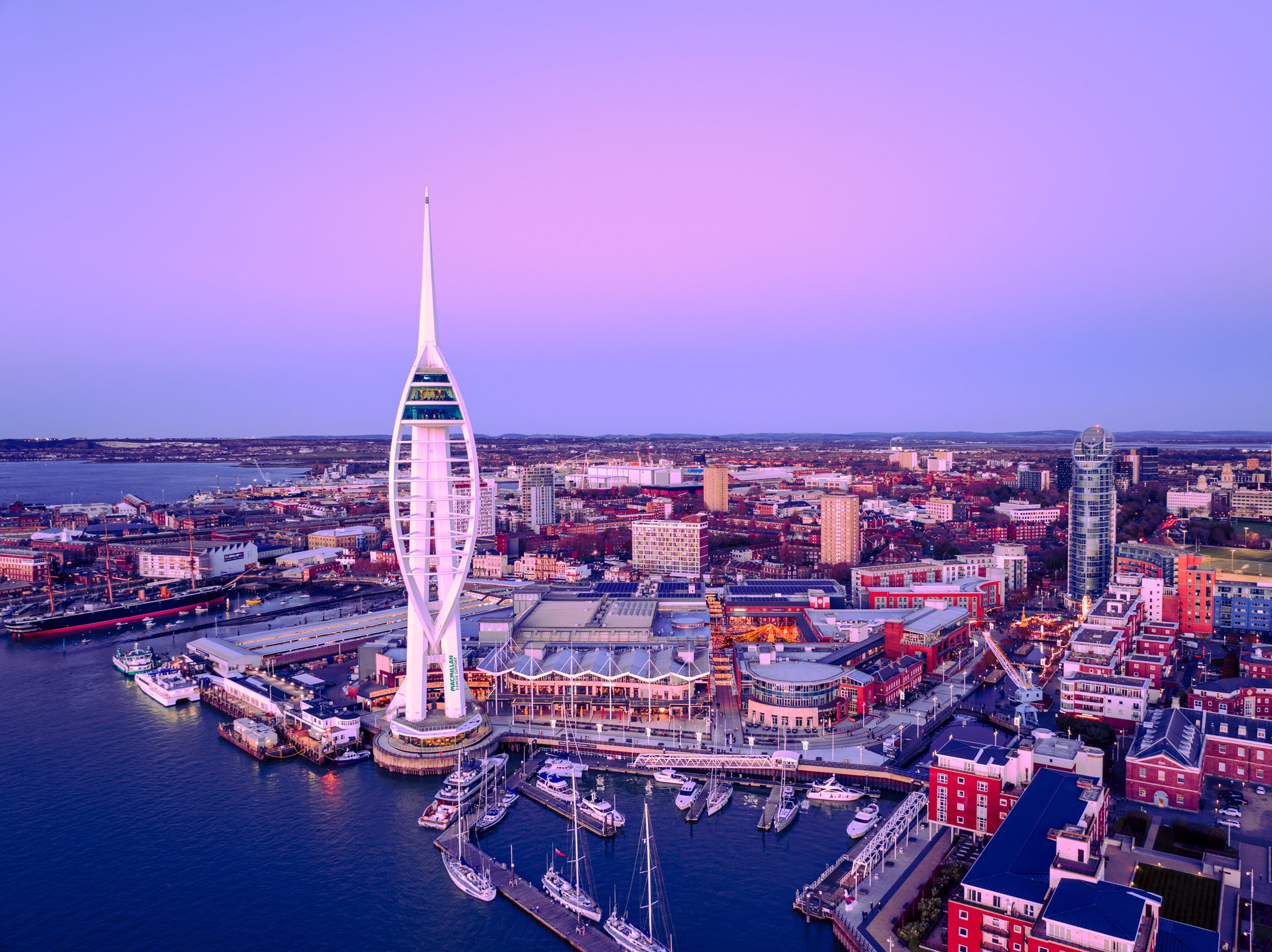 Large fight erupts at Gunwharf Quays resulting in two men being ...