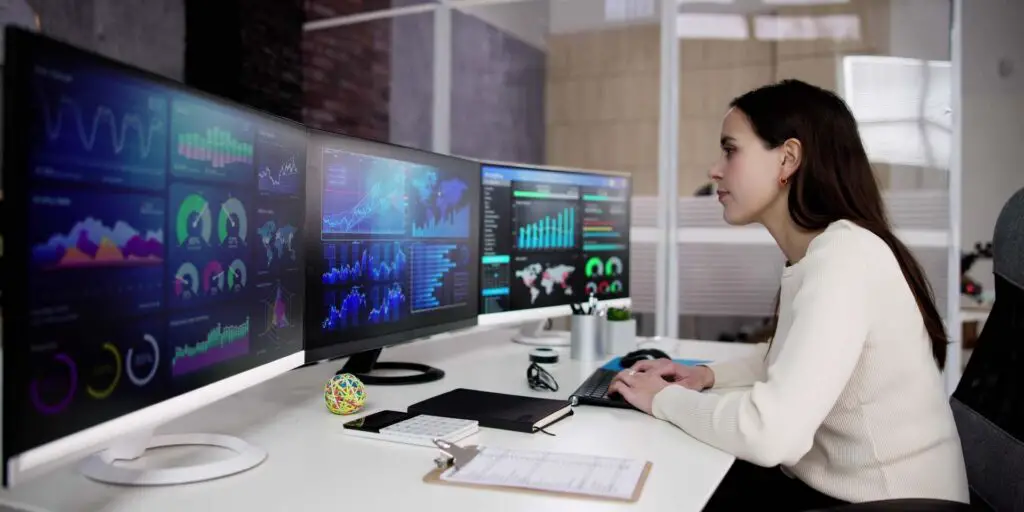 13 Fast-Growing Careers That Are Dominating the Workforce in 2025