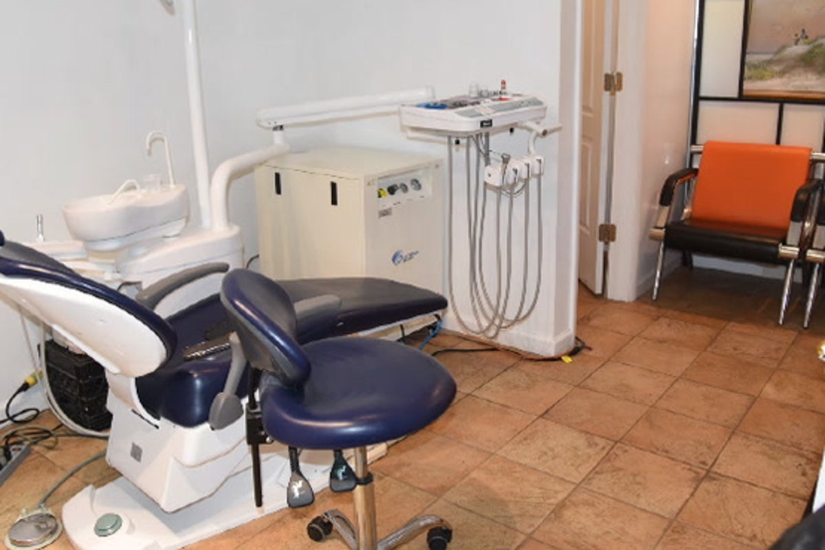 Inside ‘extremely dangerous’ fake dentist office where woman allegedly ...