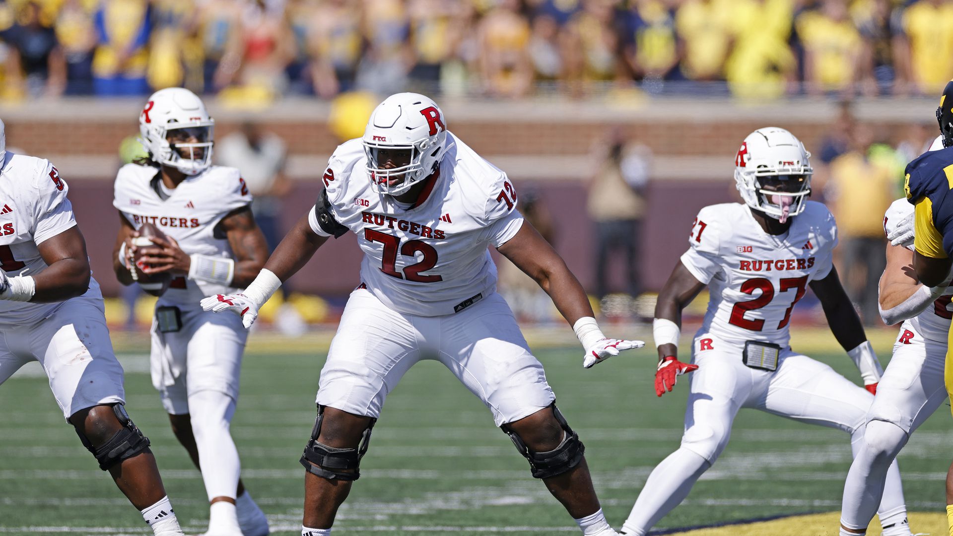2025 NFL Draft Profile: Rutgers Offensive Tackle Hollin Pierce