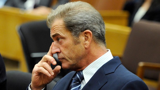 John Oliver Marvels at Wikipedia Page of Mel Gibson's Father: Somehow ...