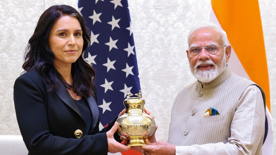 PM Modi presents US Intelligence Chief Tulsi Gabbard Ganga water from ...
