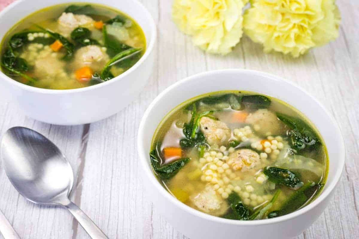 17 Old-Fashioned Favorites That Belong on Linoleum Counters and Faded ...