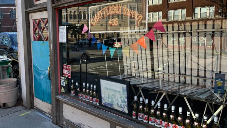 Indiana bar responds to viral video of bartender denying service to ...