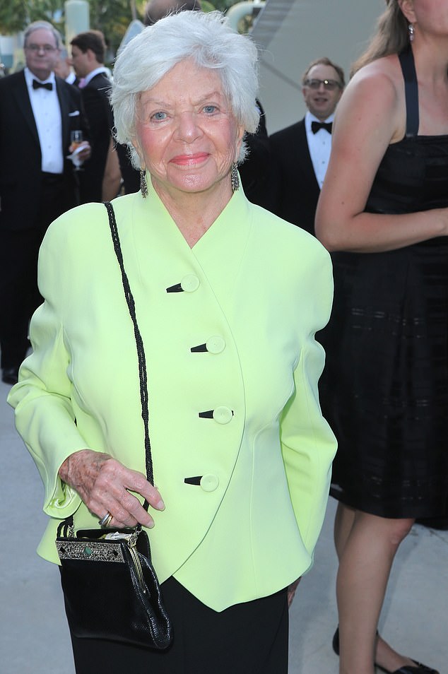 Hyatt heiress whose name is byword for Dem politics dies aged 101