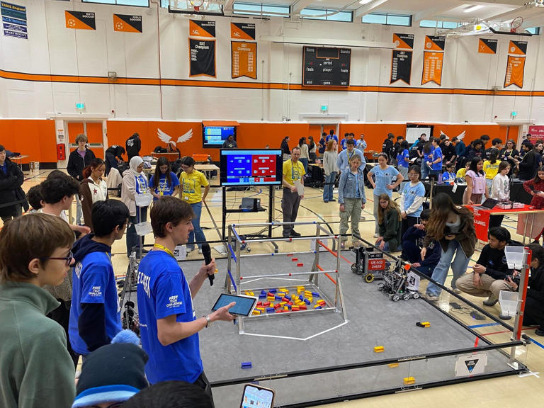 All-girls team progress to robotics UK Championship