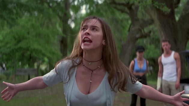 People Are Just Realising Who Directed One Of Jennifer Love Hewitt's ...