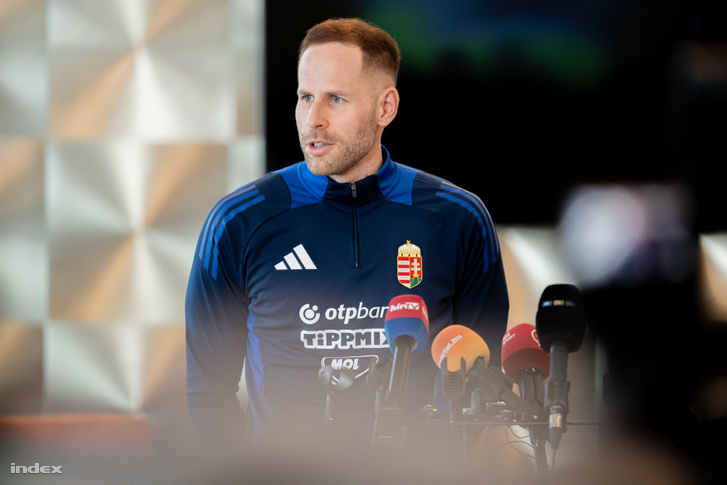 Gulácsi Péter mindig is vissza akart térni, Tóth Alex körül feje ...