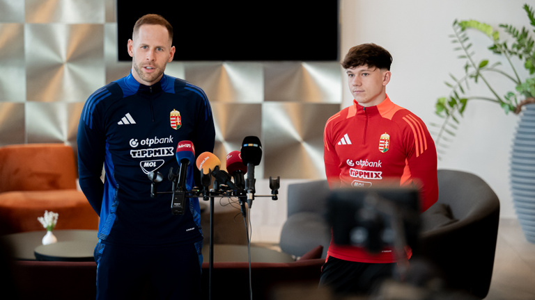 Gulácsi Péter mindig is vissza akart térni, Tóth Alex körül feje ...