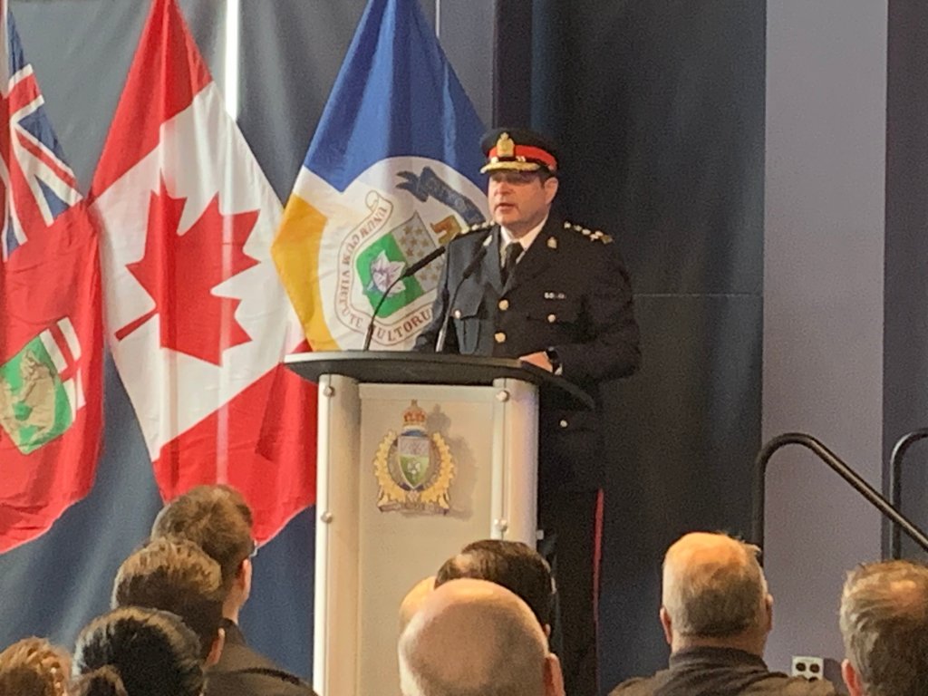 Winnipeg’s new police chief formally sworn in