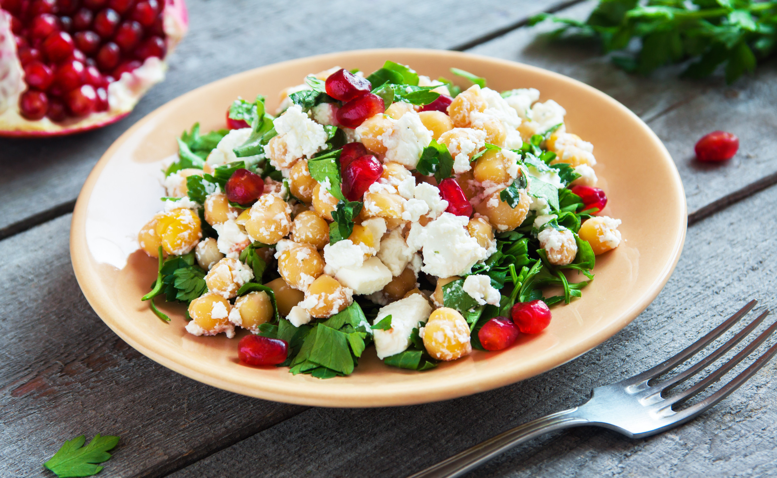 30 healthy high-protein snacks that are low in calories