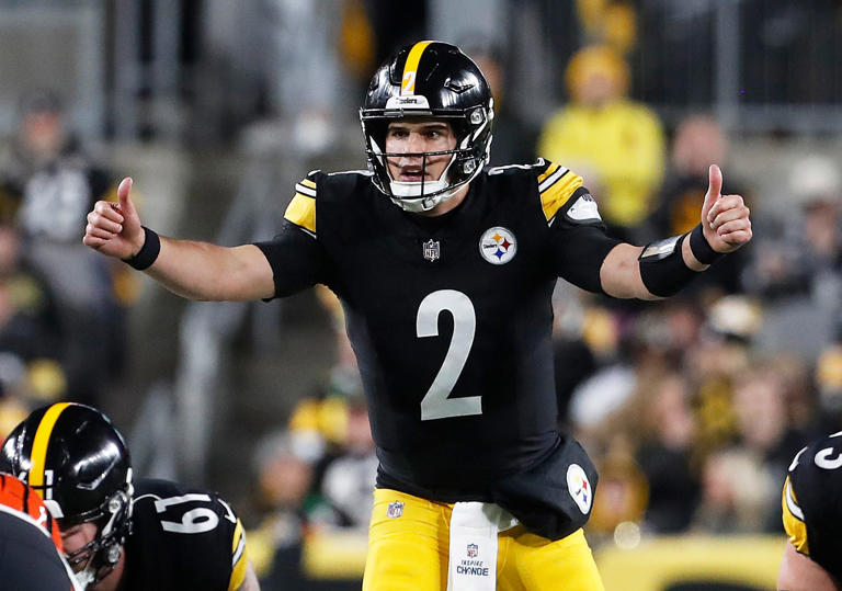Breaking down the Steelers options at QB