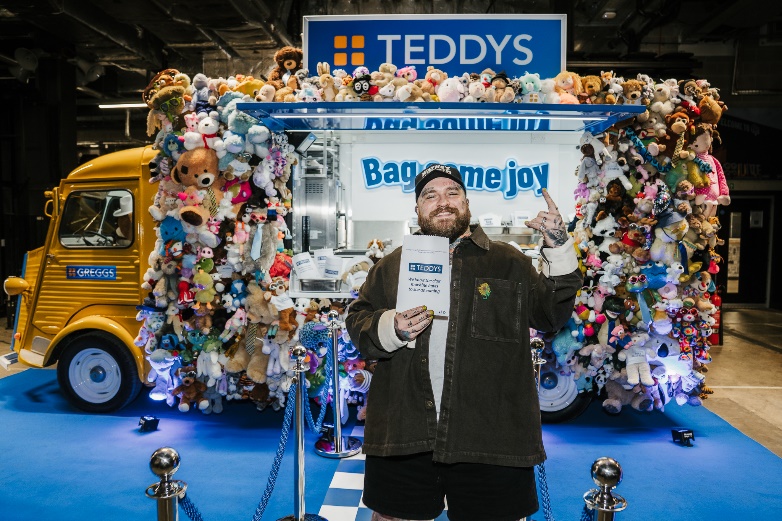 Grammy-nominated American singer Teddy Swims enjoys Greggs feast ...