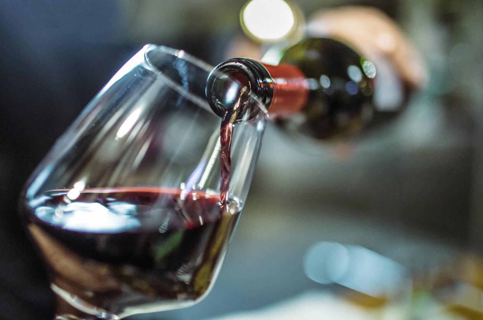 Die Auswahl an offen ausgeschenkten Weinen ist erbärmlich