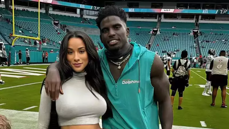 Tyreek Hill and Keeta Vaccaro’s Playful Beach TikTok Is Taking Over ...