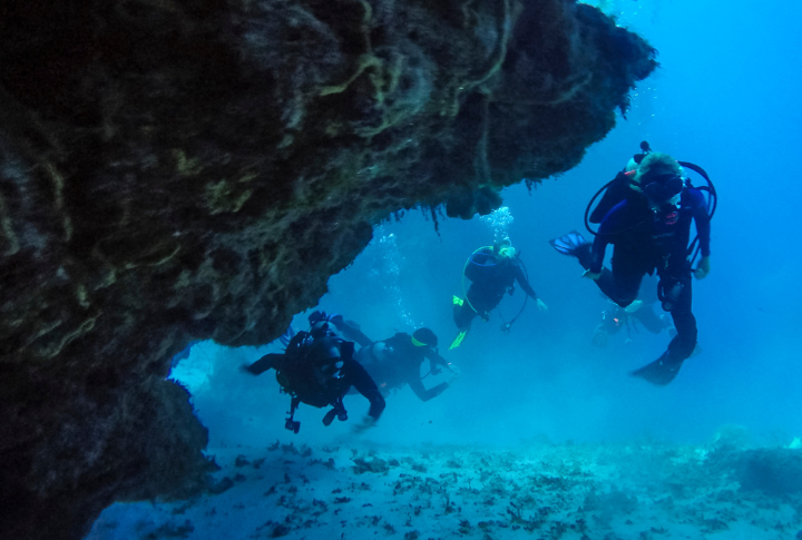 15 Unforgettable Scuba Diving Destinations For Adventurers