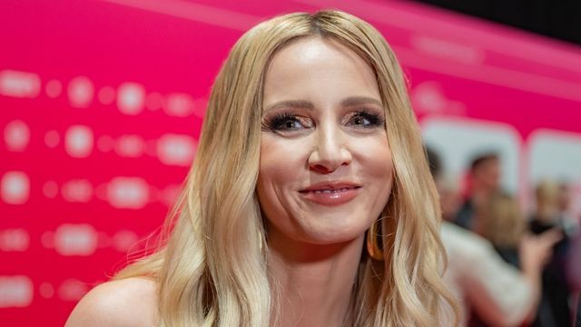 Schlagerstar Melissa Naschenweng ehrlich über Helene Fischer & Flori ...