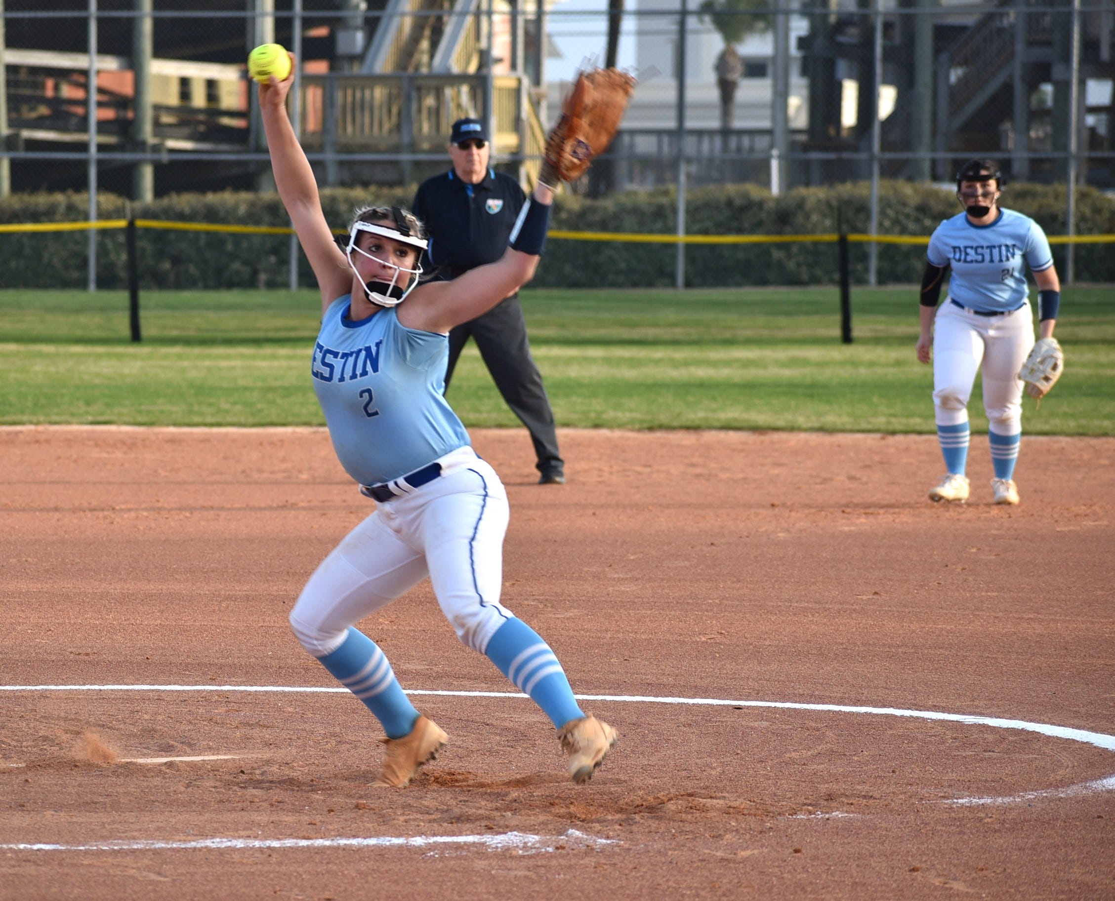 Destin High Sharks shutout Pensacola 10-0 in five innings