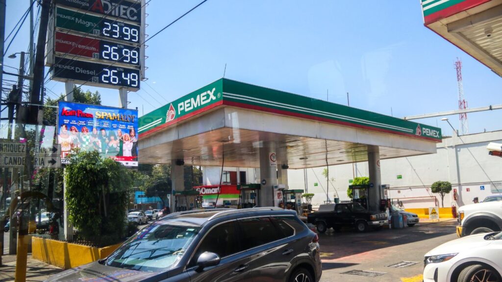 68.8% de estaciones vende en menos de 24 pesos la gasolina regular: Profeco