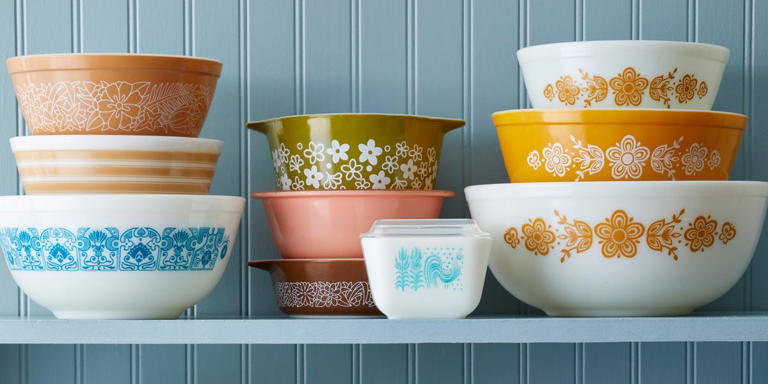 Everything You’ve Ever Wanted to Know About Collecting Vintage Pyrex