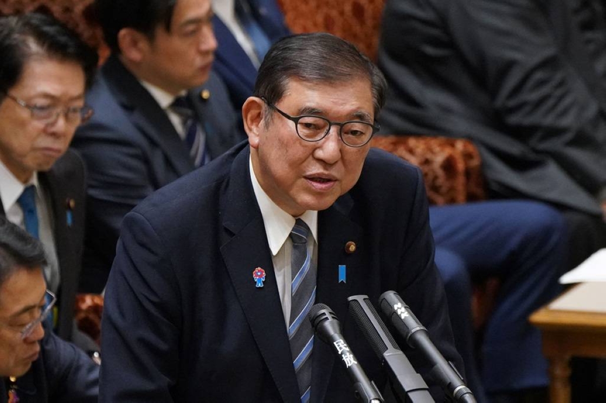 Japan govt's approval ratings plunge