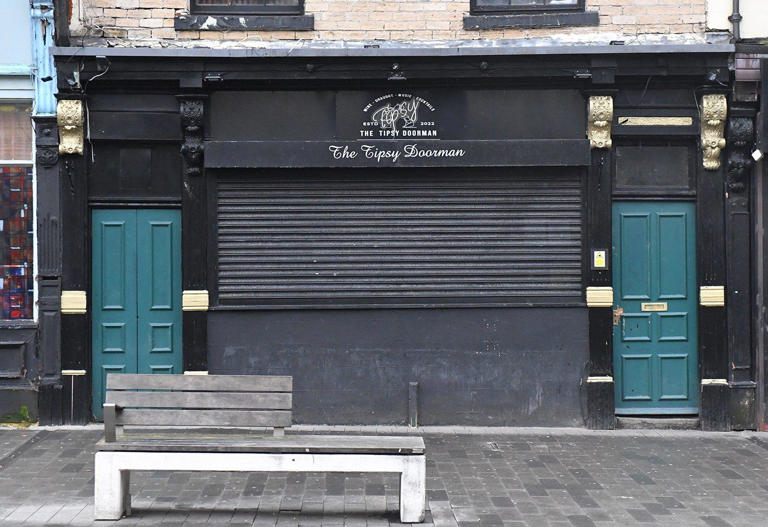 Cleveland Police appeal to identify men after victim's jaw broken in ...