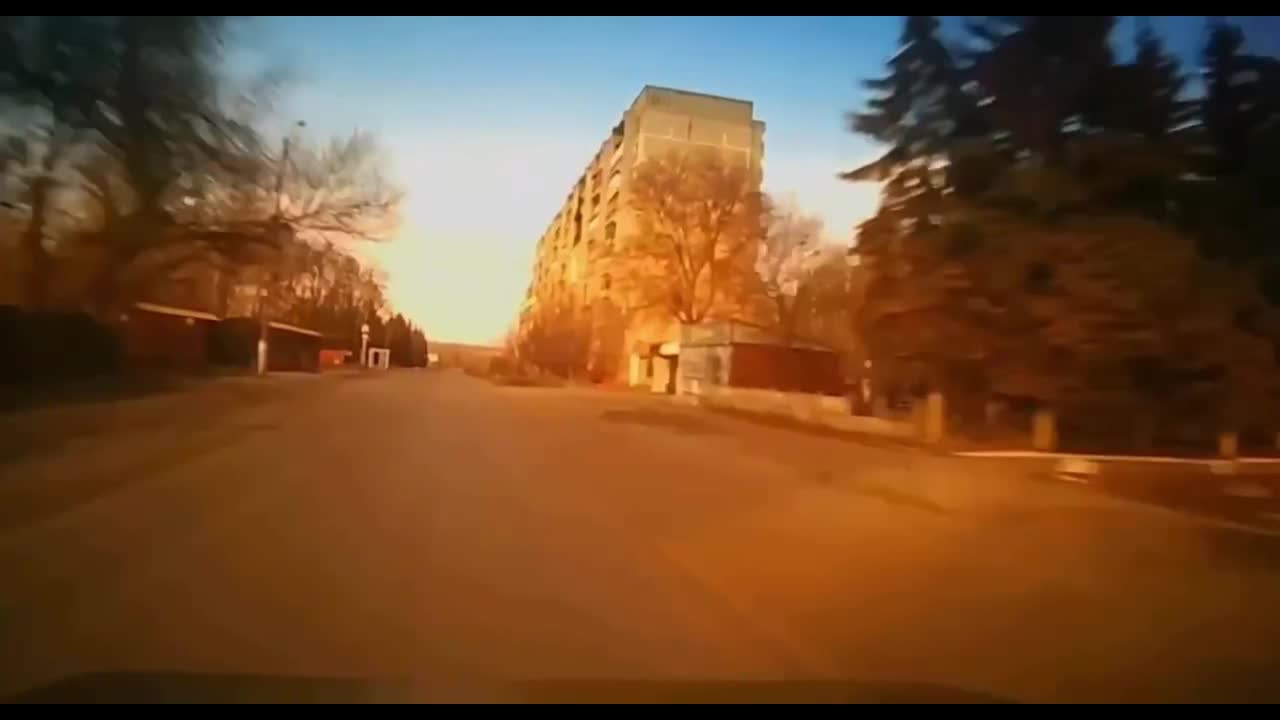 Russian soldier evades drone explosion in Donetsk Gorlovka, Ukraine